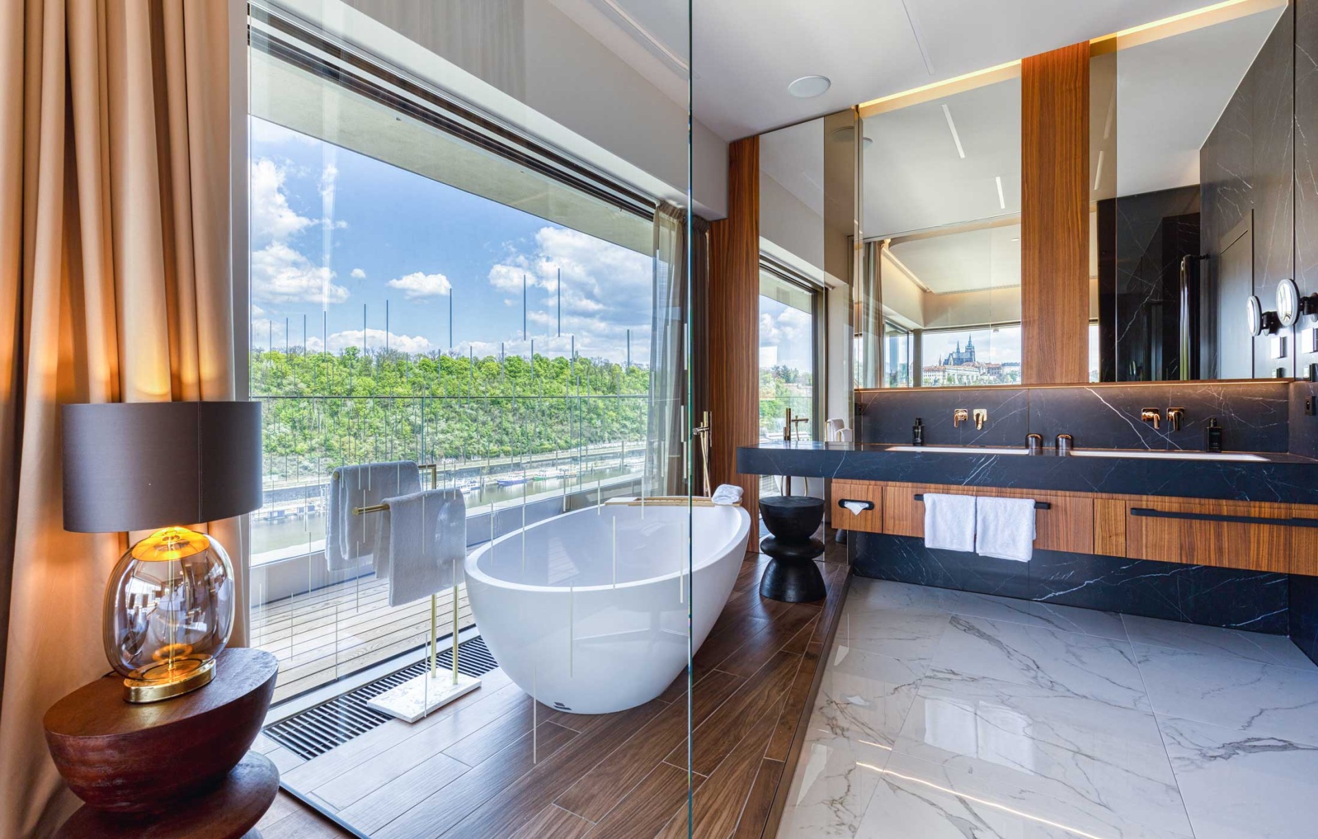 Official Website Royal Suite by Axxos Hotels